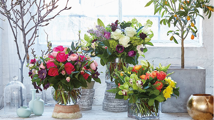 3 Ways to Decorate Your Interiors with Flowers - Hamstech Blog